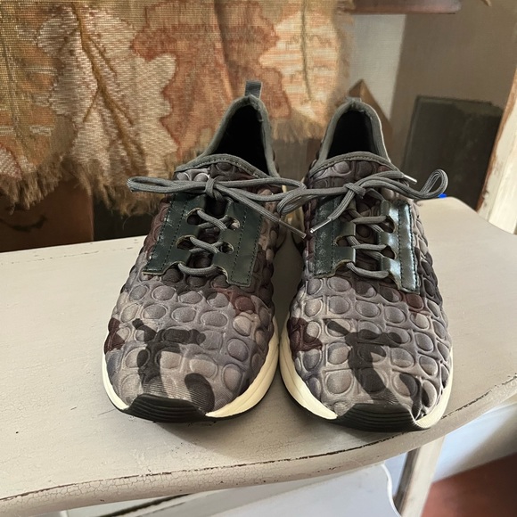 Paolo | Shoes | Linea Paola The Rodger Sneakers | Poshmark